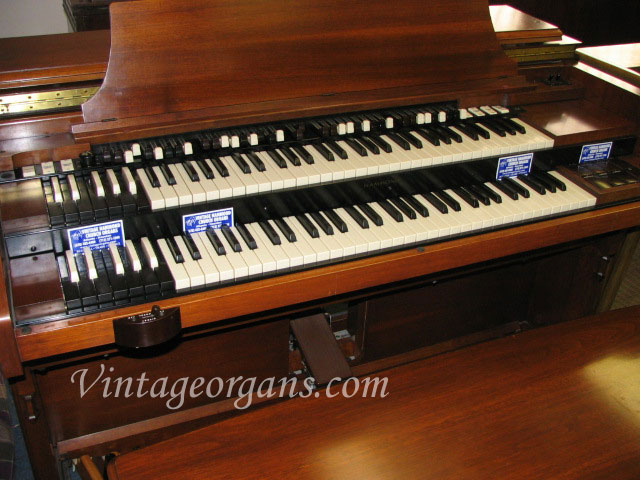 Vintage Hammond Church Organs - Hammond RT-3, Leslie 147A