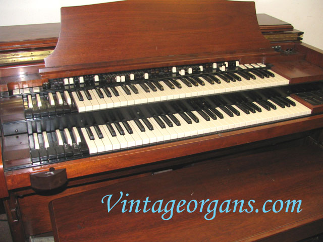 Vintage Hammond Church Organs - Hammond RT-3, w/ Leslie 147A