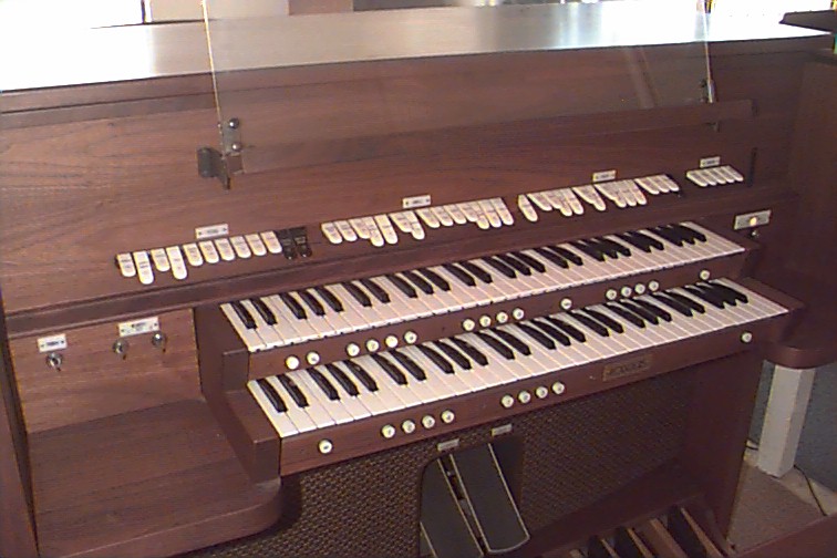 Vintage Hammond Church Organs - Rodgers 725 Classical Organ